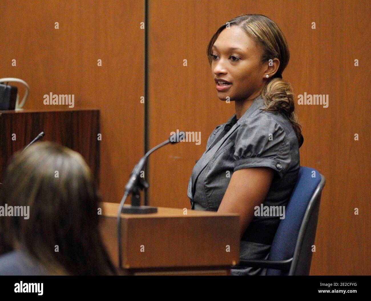 Prosecution witness Sade Anding testifies during Dr. Conrad Murray's ...