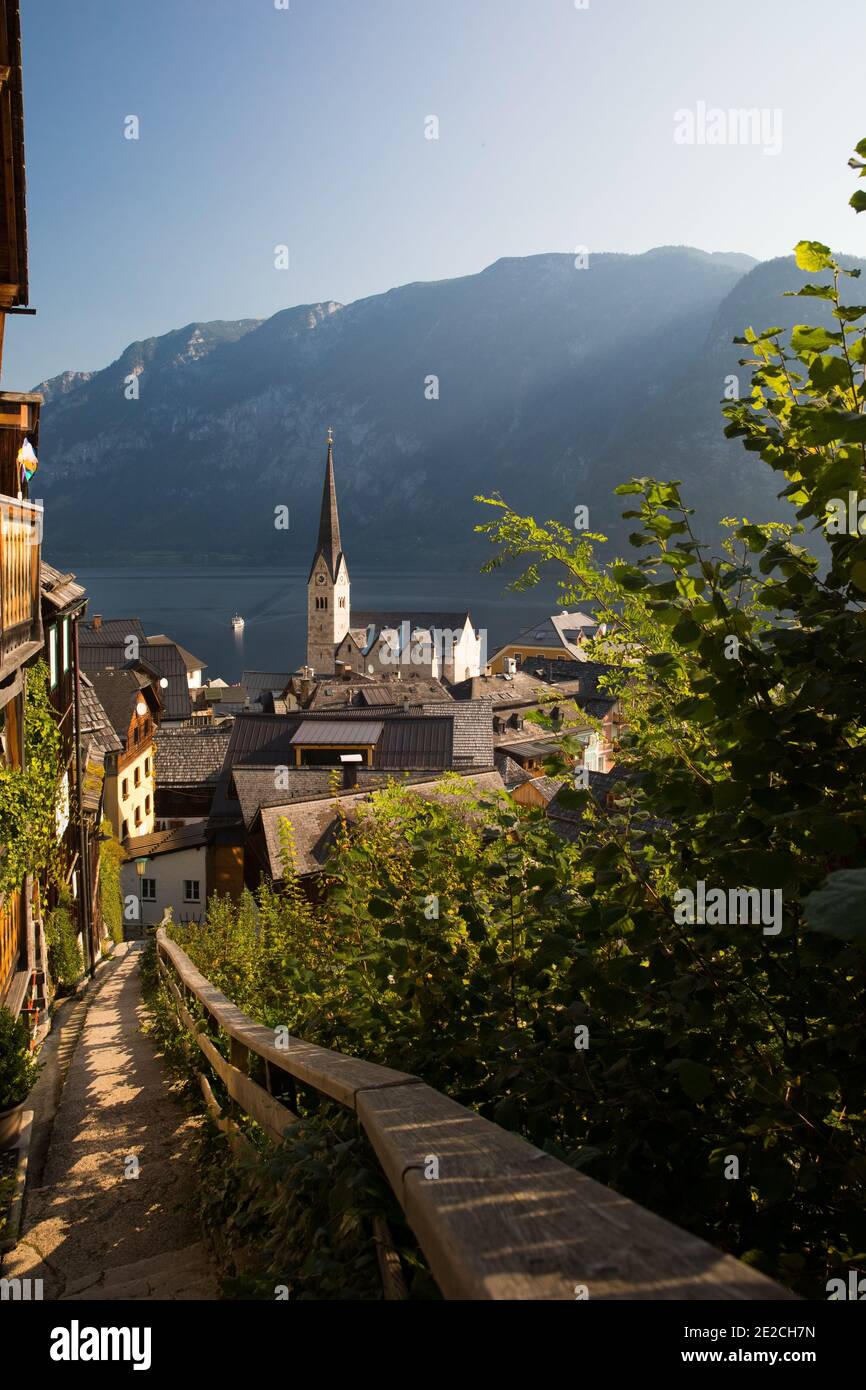 Austria hallstatt world austrian mountains alps hi-res stock ...