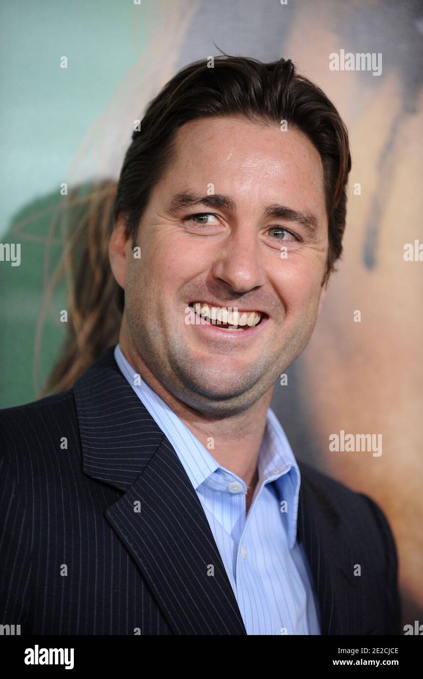 Luke Wilson attends the premiere of HBO's new series "Enlightened" at ...
