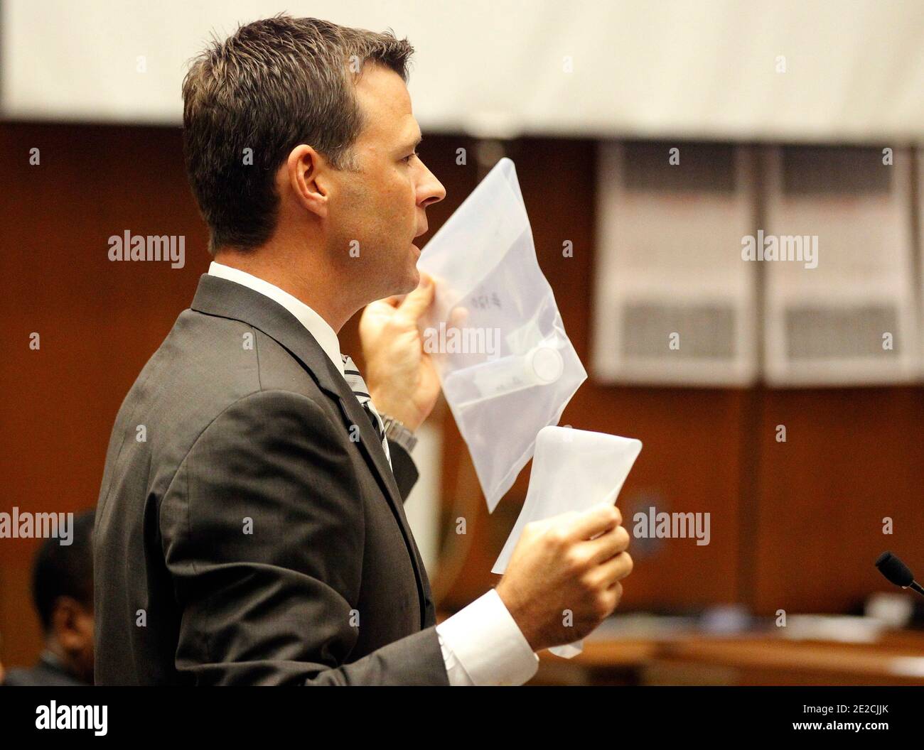 Deputy District Attorney David Walgren questions a witness during Dr ...