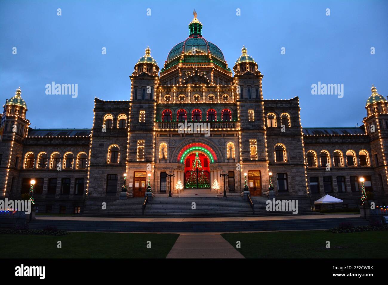 Parliament buildings in Victoria BC, Canada at Christmas time in the ...
