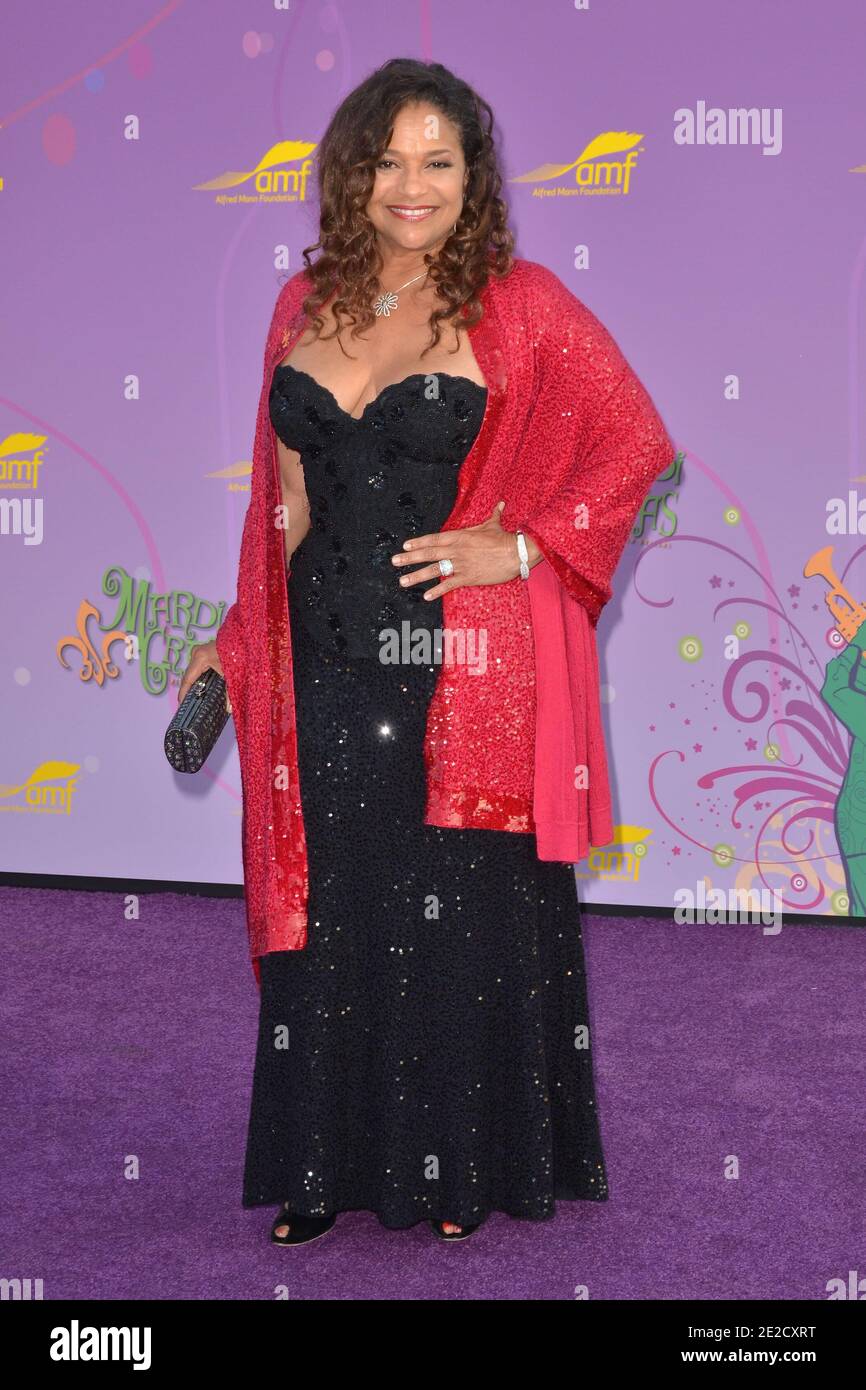 Debbie Allen arriving for The Alfred Mann Foundation's Annual Black Tie ...