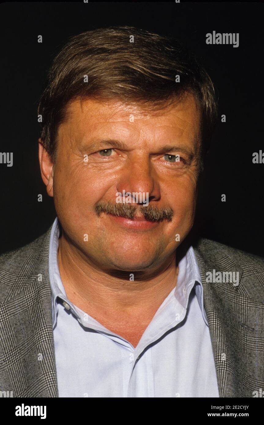 John karlen hi-res stock photography and images - Alamy