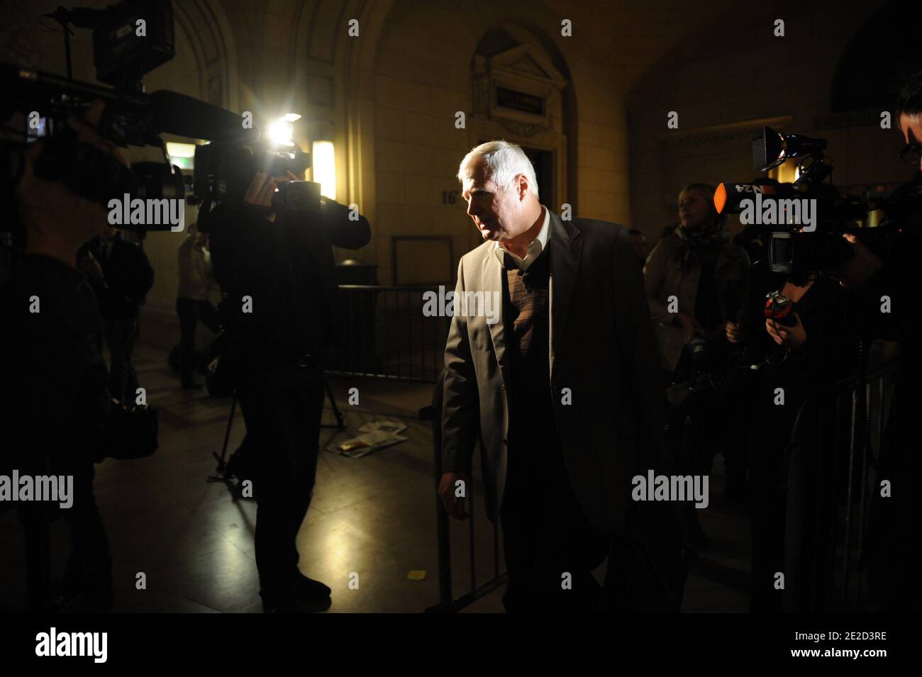 Frenchman Andre Bamberski answers the media as he leaves the Palais de ...