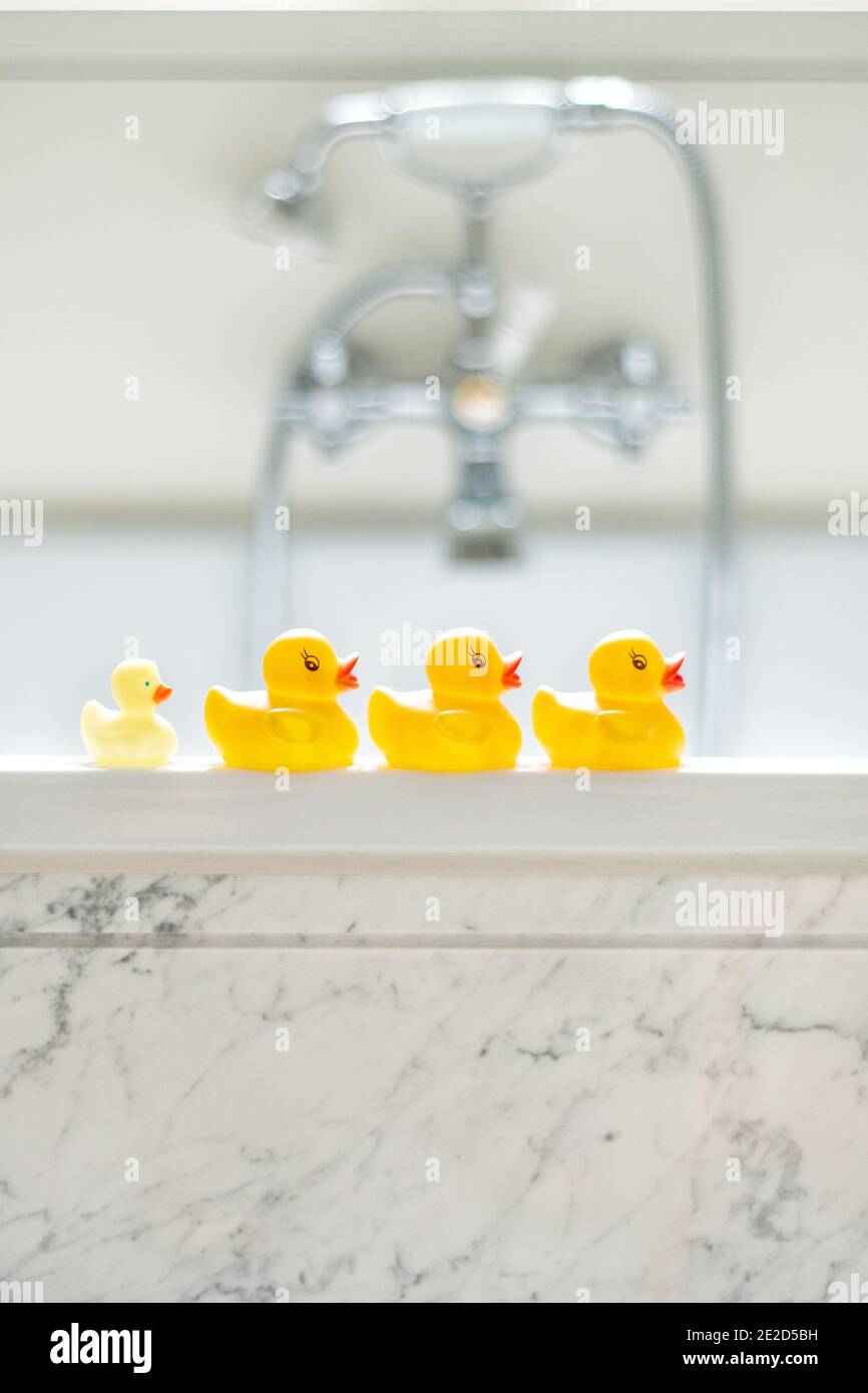 Rubber ducks bubble bath hi-res stock photography and images - Alamy