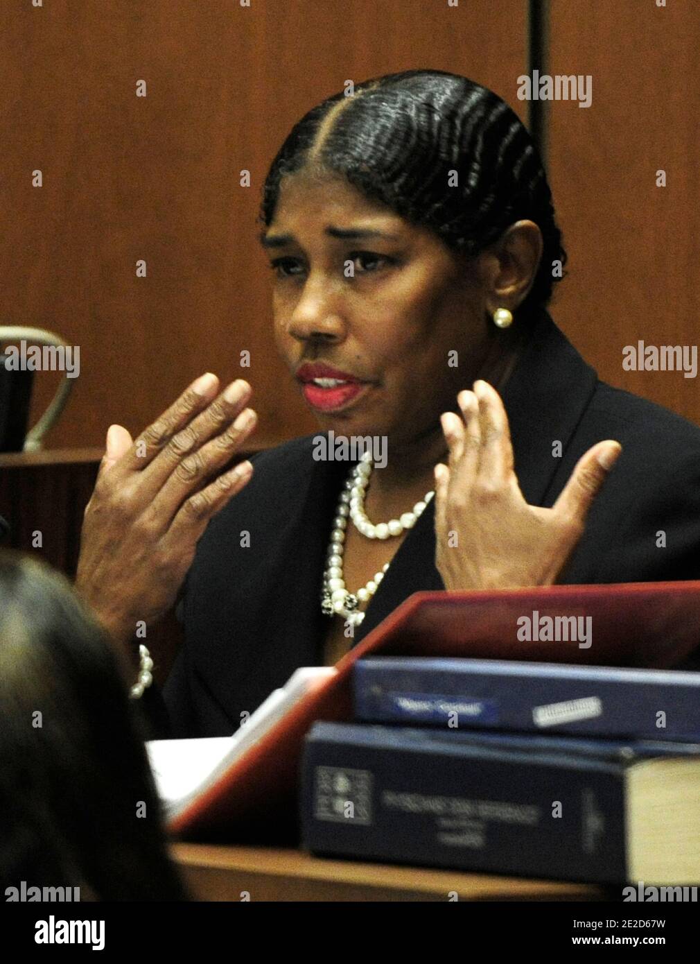 Michael jacksons former nurse hi-res stock photography and images - Alamy