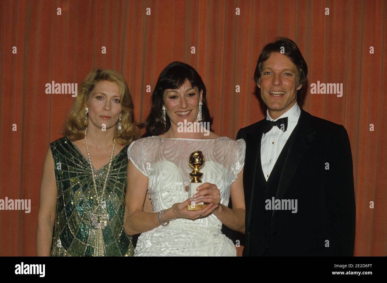 ANJELICA HUSTON with Faye Dunaway and Richard Chamberlain at Golden ...