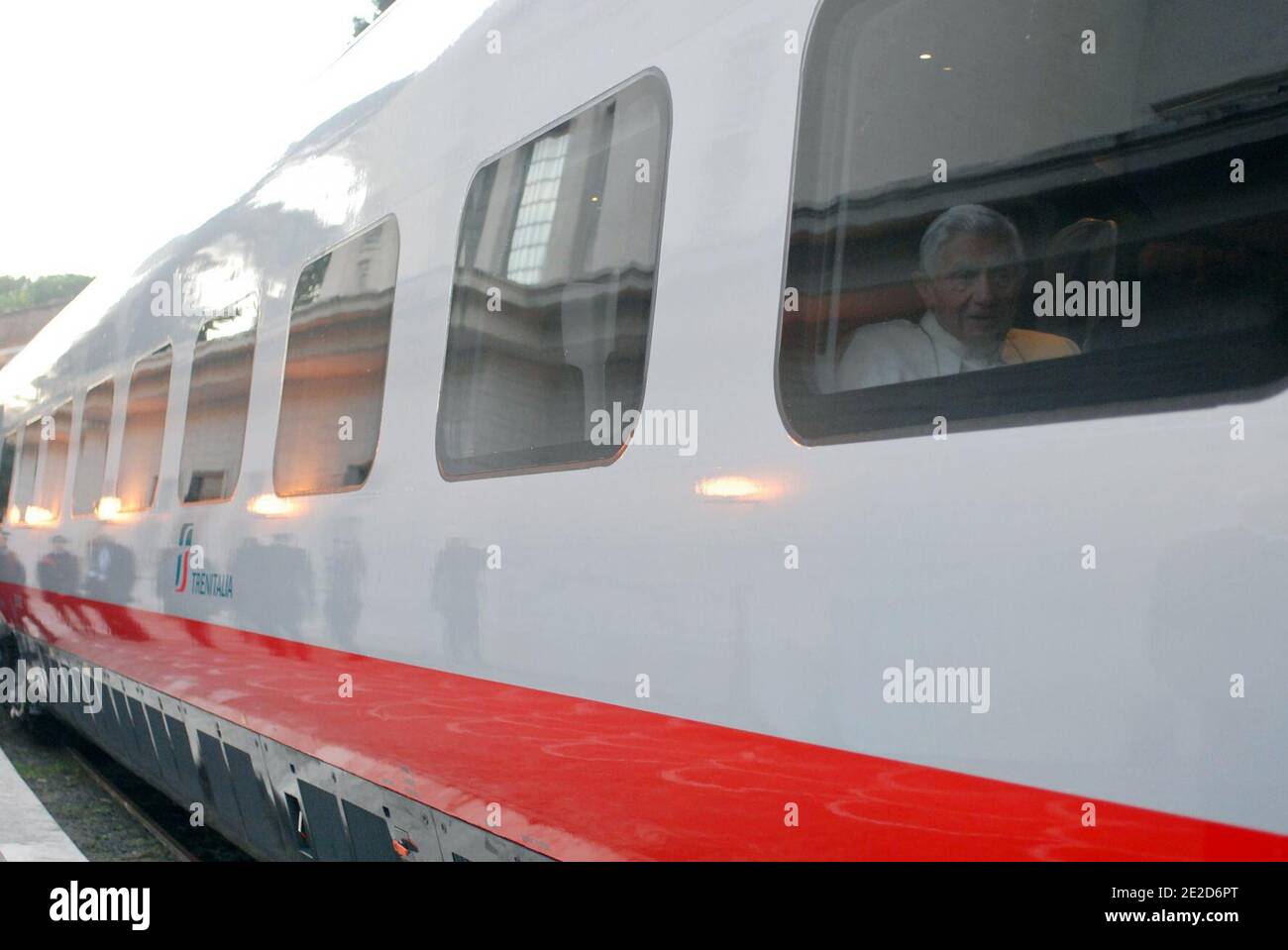 Assisi italy train hi-res stock photography and images - Alamy