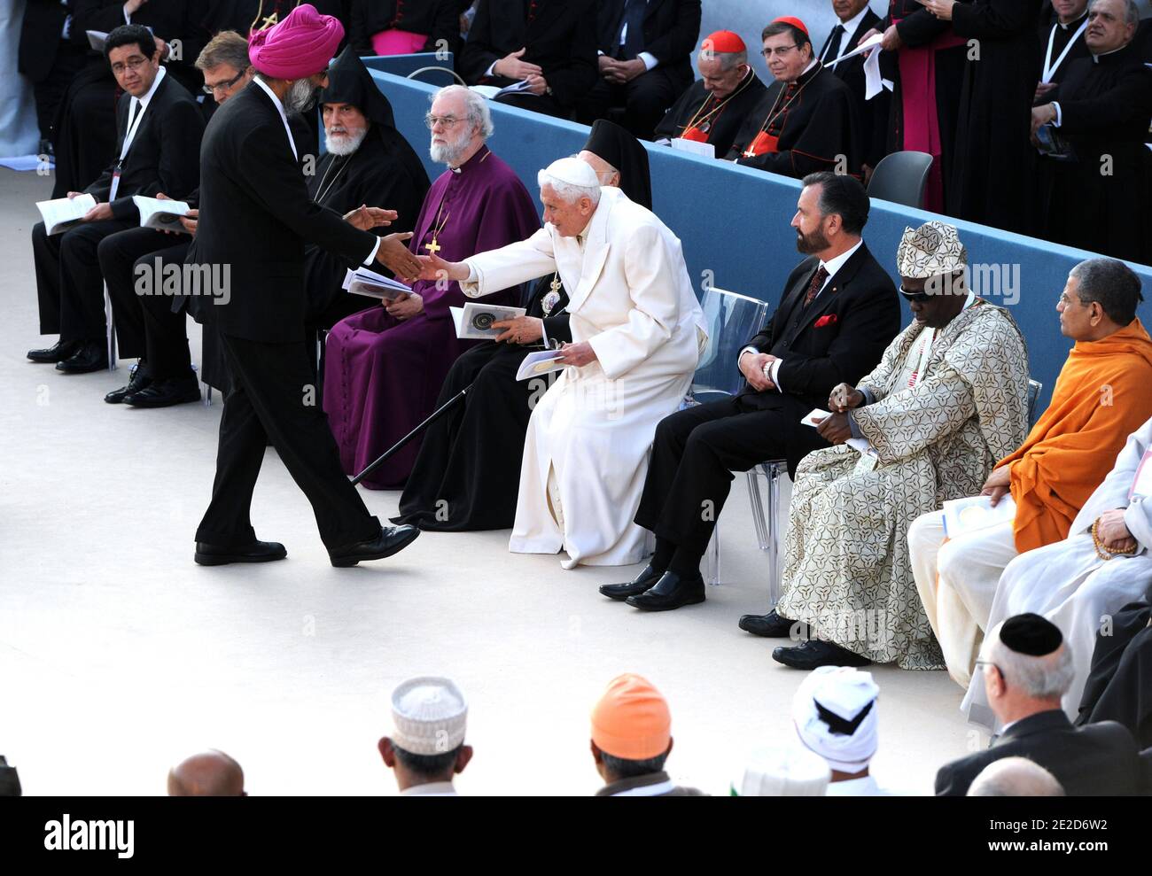 Assisi prayer meeting john paul ii hi-res stock photography and images ...