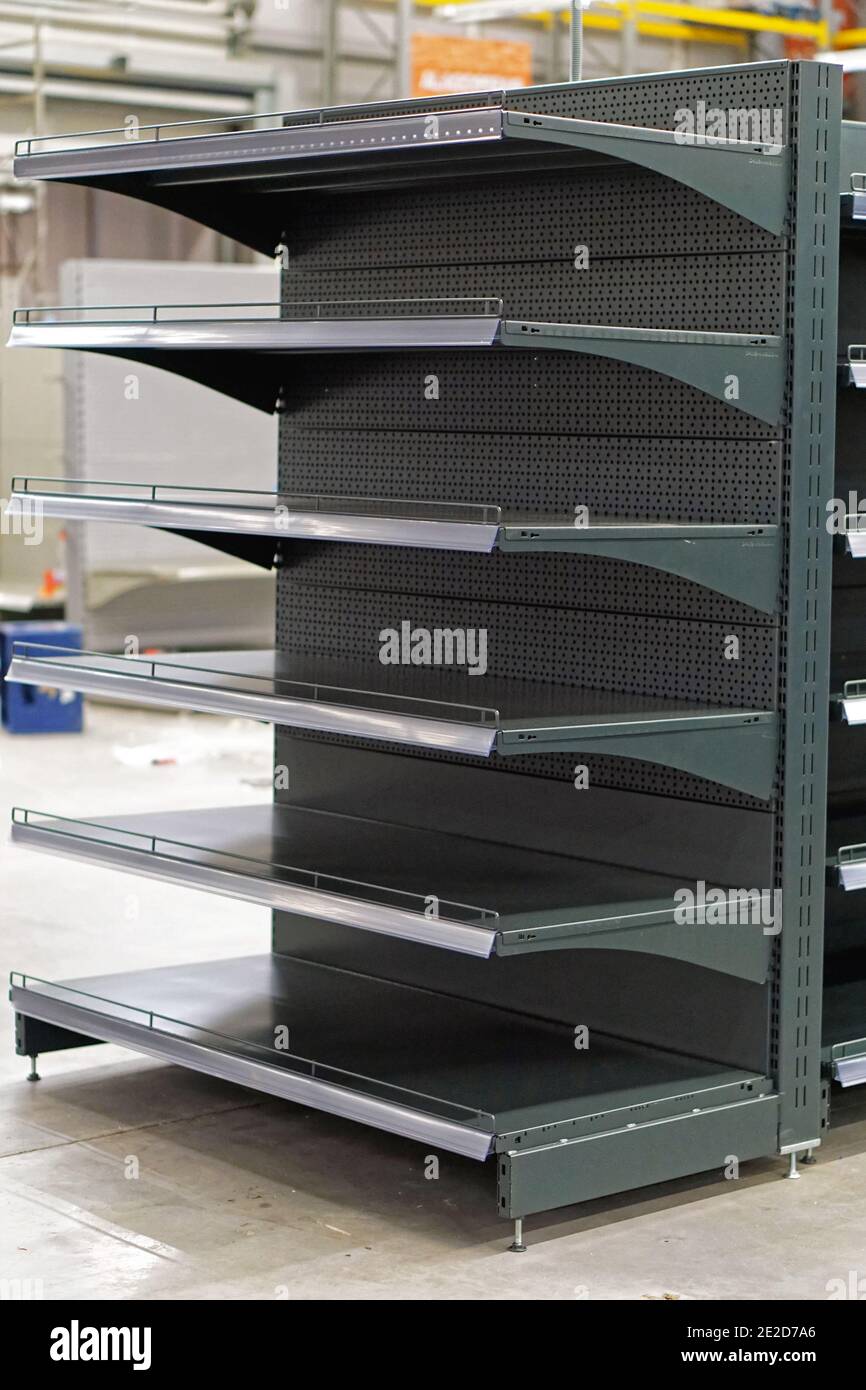 Empty shelf in grocery shop food shortages problems Stock Photo - Alamy