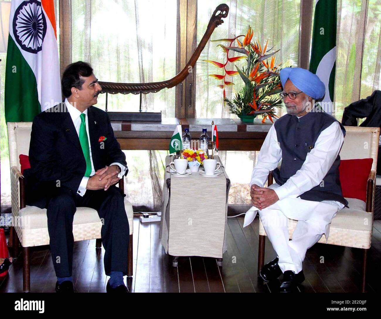 Dr syed hi-res stock photography and images - Alamy