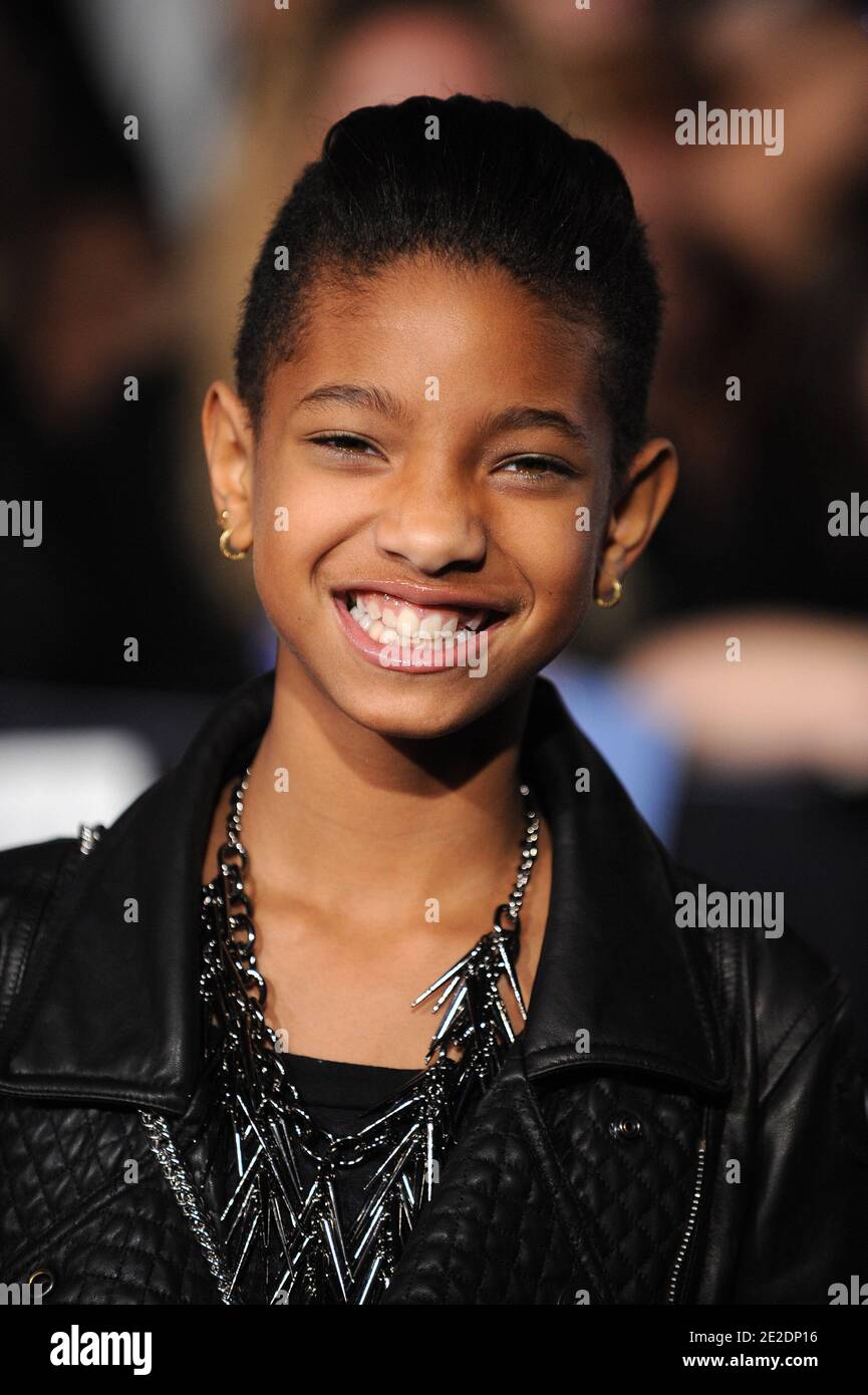 Willow Smith attends the premiere of Summit Entertainment's 'The ...