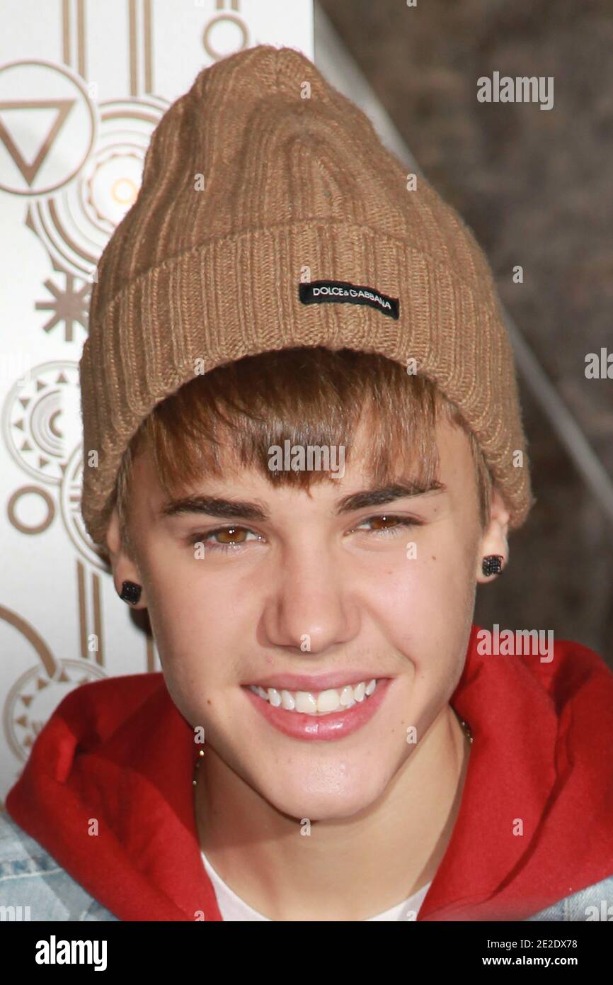 Justin Bieber Christmas Photoshoot 2010