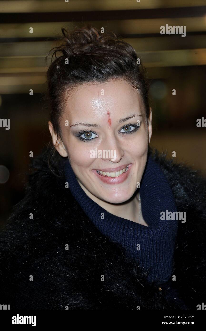 Miss Paris 2009, Kelly Bochenko attending 'Le Noel des Animaux' held at ...
