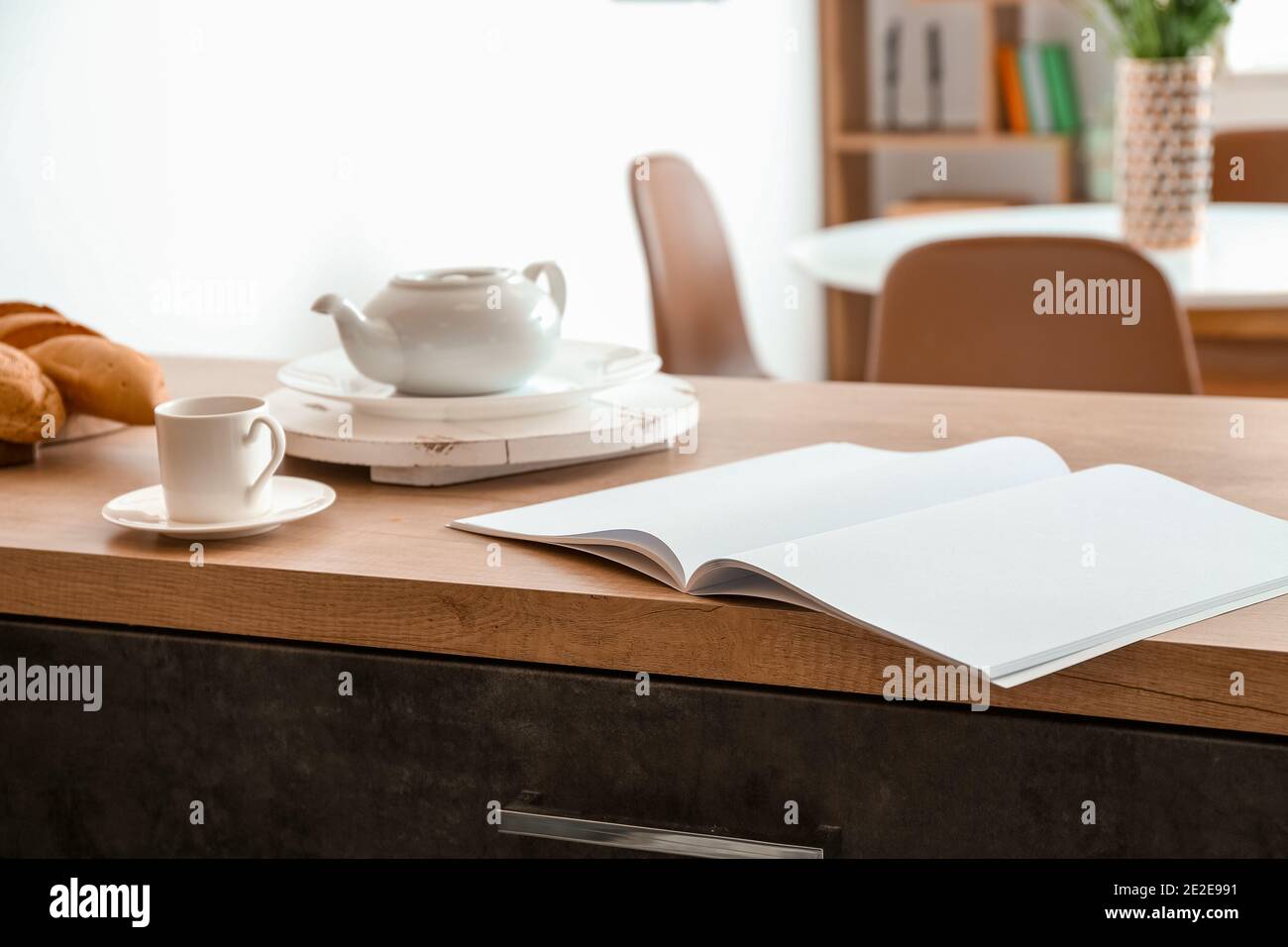 Magazine production on table hi-res stock photography and images - Alamy