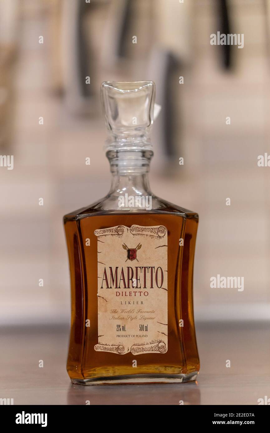 Amaretto glass bottle hi-res stock photography and images - Alamy