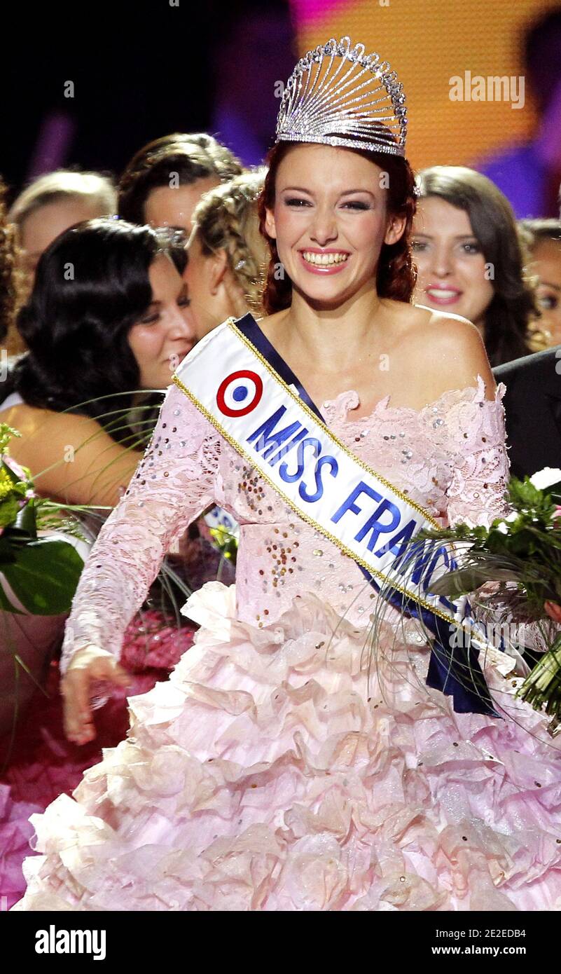 Delphine wespiser miss france 2012 hi-res stock photography and images ...
