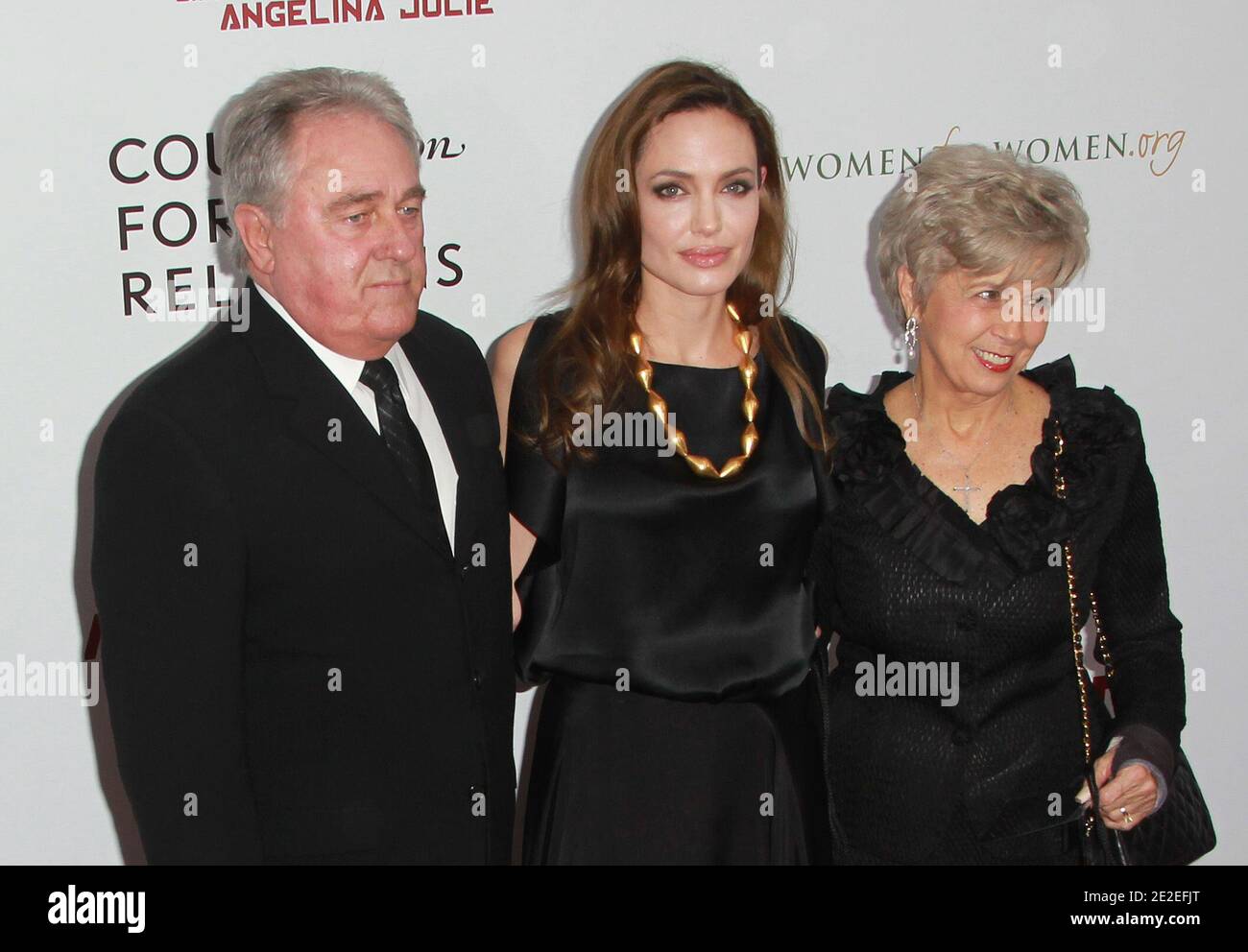 Bill Pitt, Angelina Jolie, and Jane Pitt attend the premiere of 'In the ...