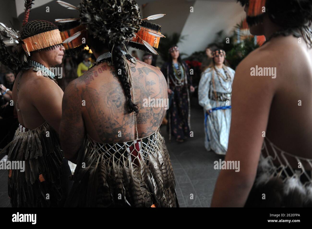 Wuk wuk hi-res stock photography and images - Alamy