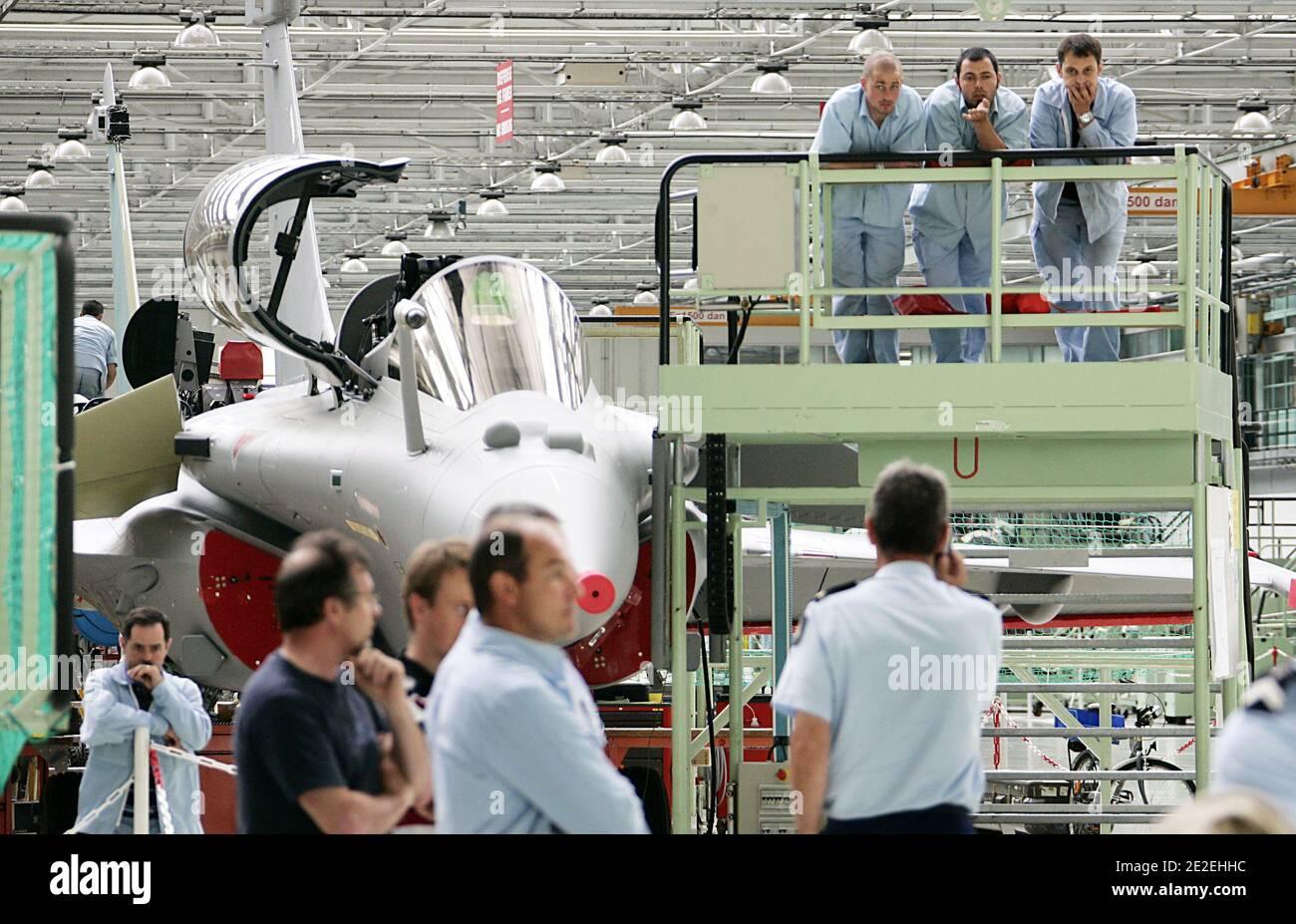 Usine militaire hi-res stock photography and images - Alamy