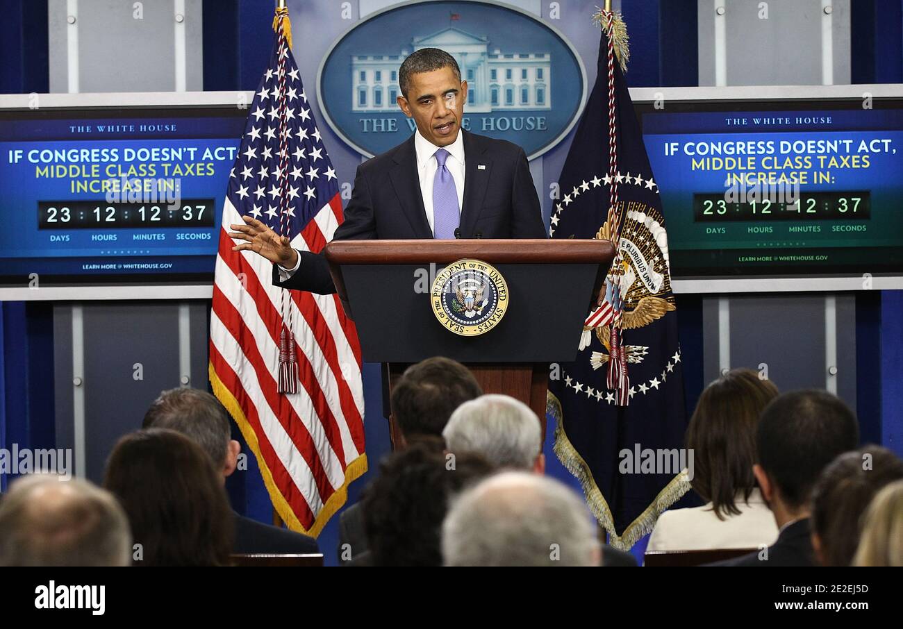 Briefing de bureau hi-res stock photography and images - Alamy