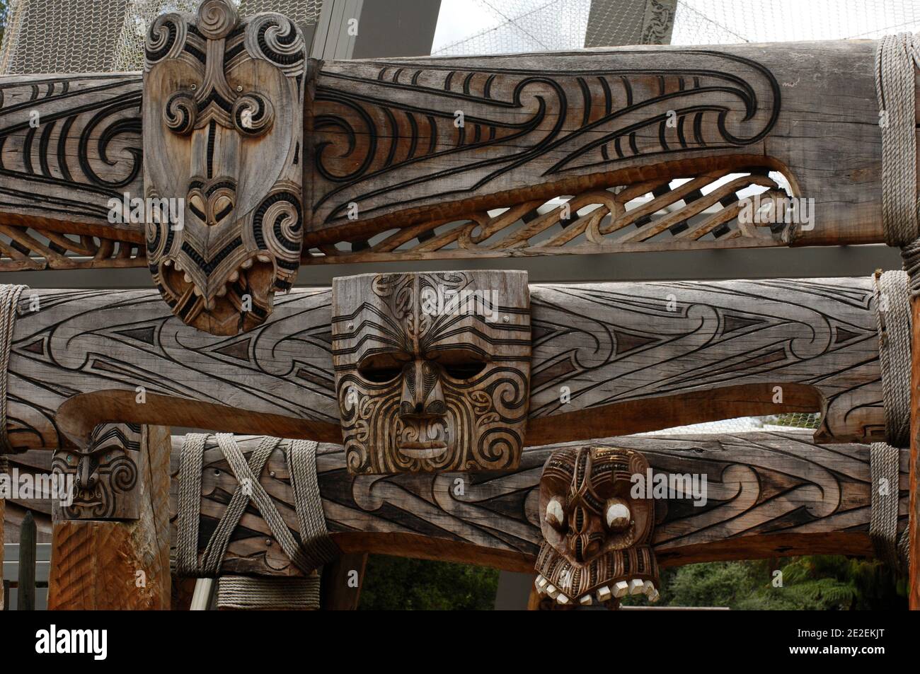 Sculpture maoris hi-res stock photography and images - Alamy