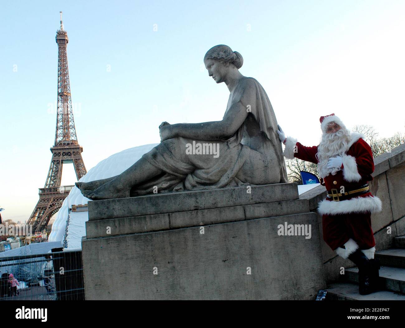 Christmas in Paris, Santa Claus, Eiffel Tower, 12 December 2011, France ...