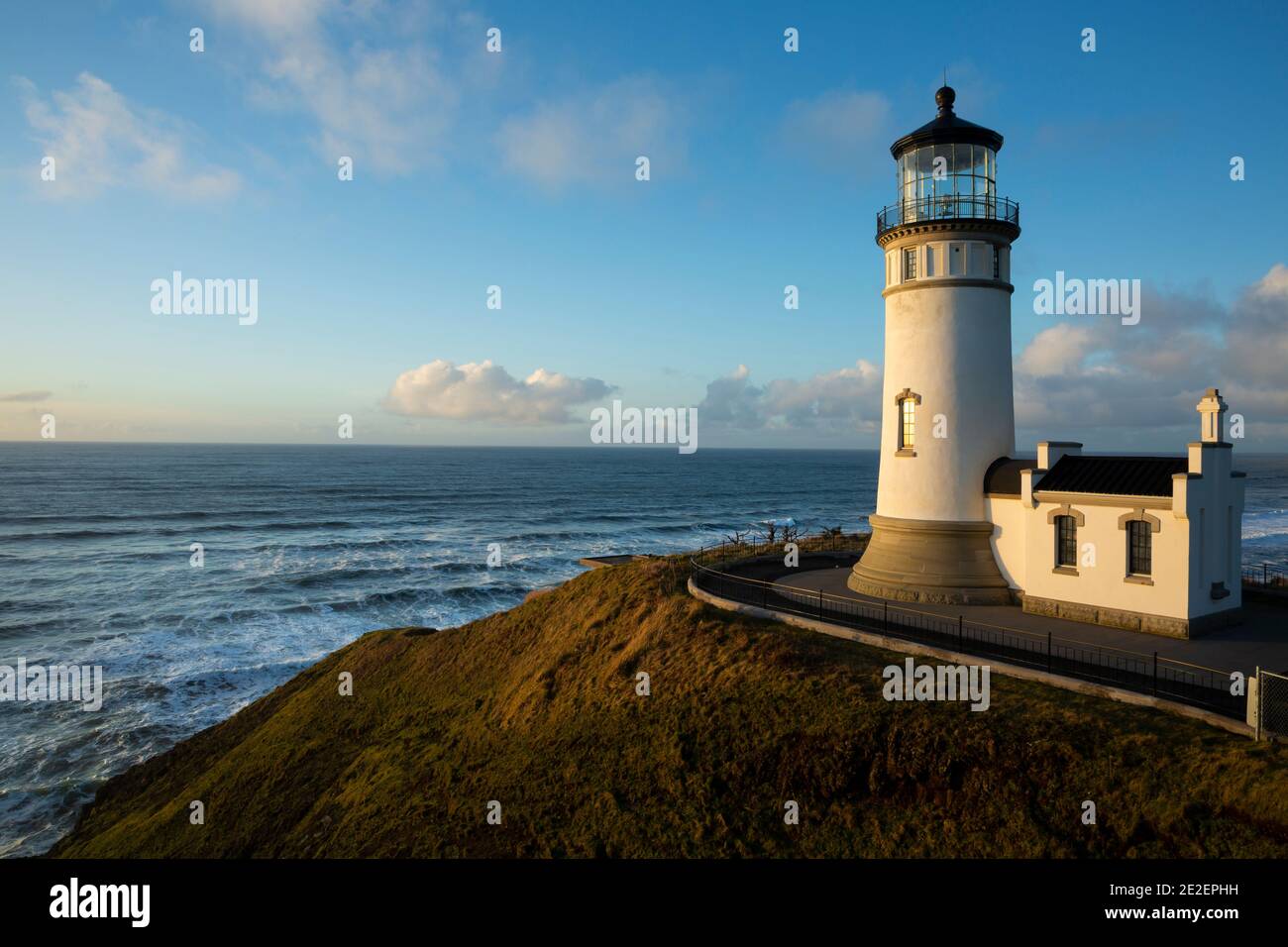 National park cape disappointment hi-res stock photography and images ...