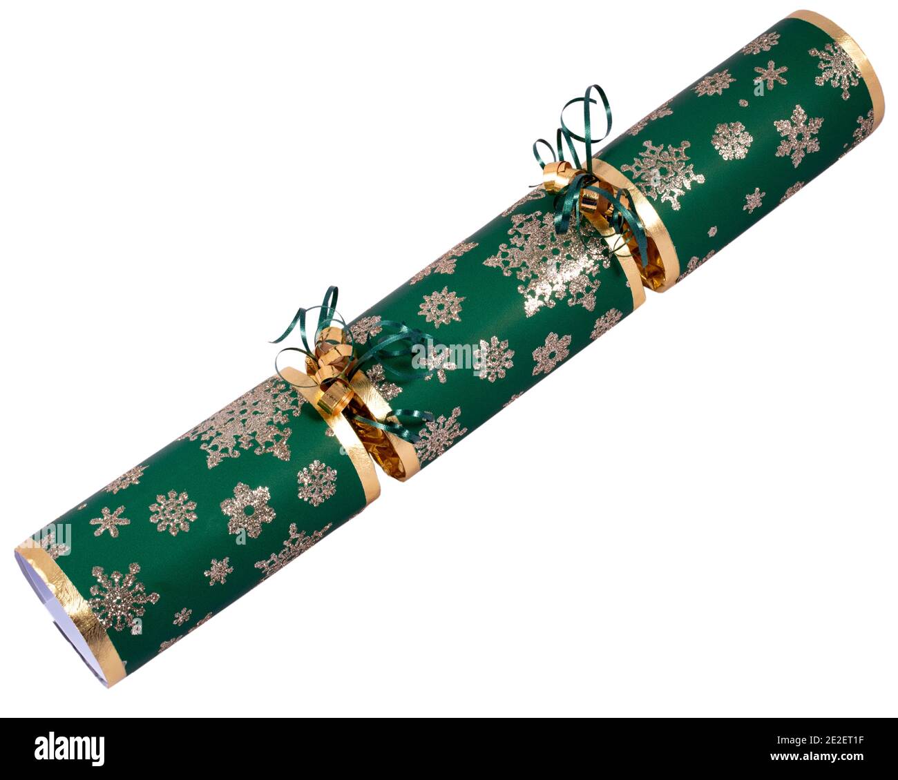 Family pulling christmas crackers hi-res stock photography and images ...