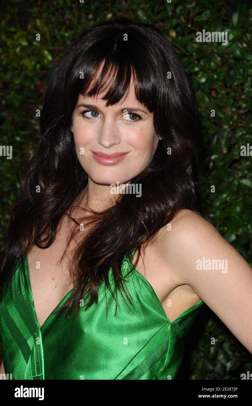 Elizabeth Reaser arrives at the premiere of Paramount Pictures's 'Young ...