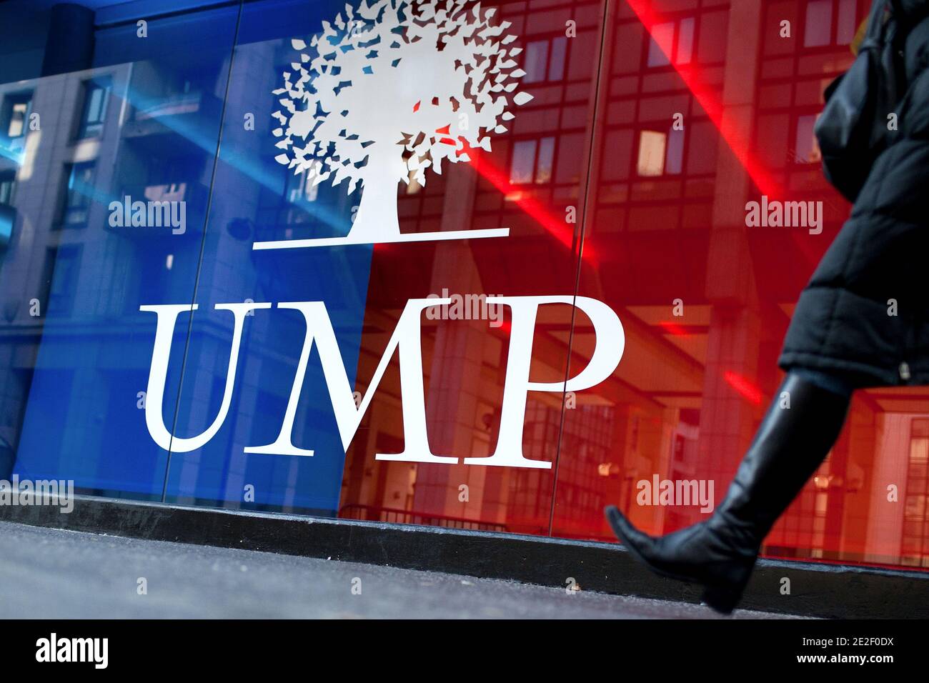 Illustration of the new headquarters of French politic party UMP at 238 ...