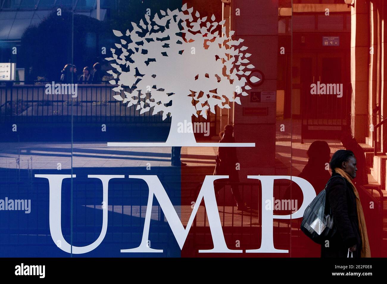 Illustration of the new headquarters of French politic party UMP at 238 ...