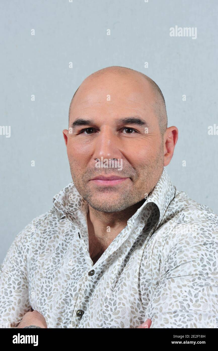 Vincent Moscato at the taping of Vivement Dimanche on November 14, 2011 ...