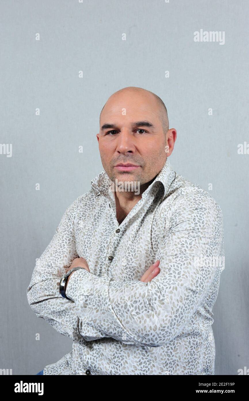 Vincent Moscato at the taping of Vivement Dimanche on November 14, 2011 ...