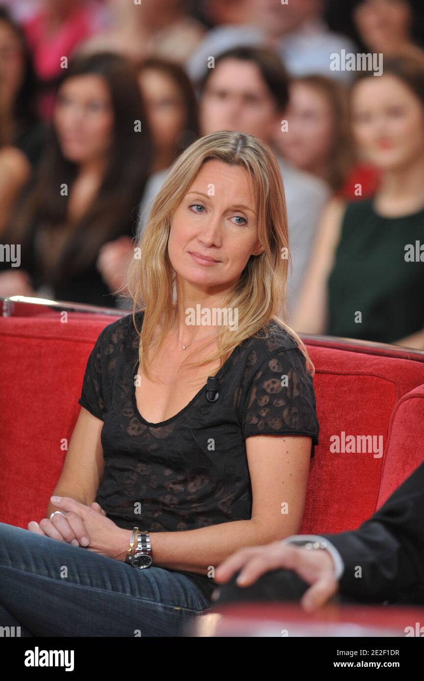Catherine Marchal at the taping of Vivement Dimanche on November 14 ...