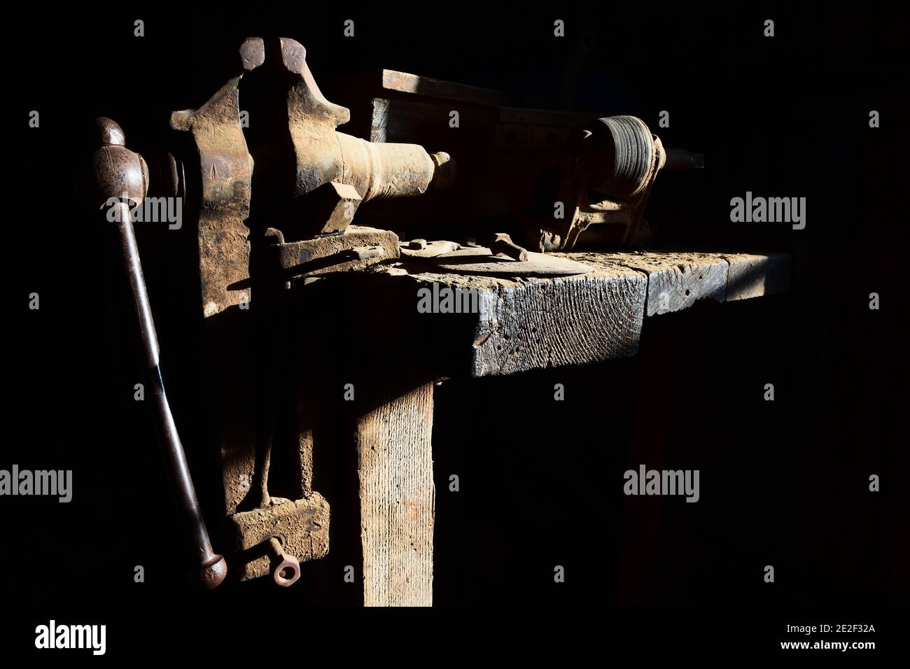 Old woolshed hi-res stock photography and images - Alamy