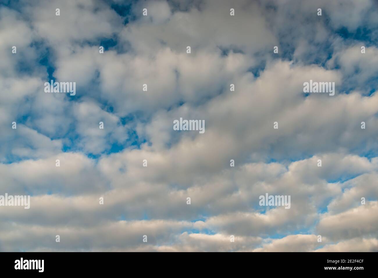 Different shapes of clouds in the sky Stock Photo - Alamy