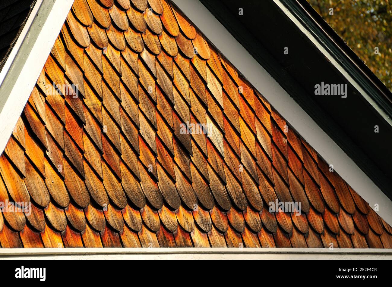 Shingle patterns hi-res stock photography and images - Alamy