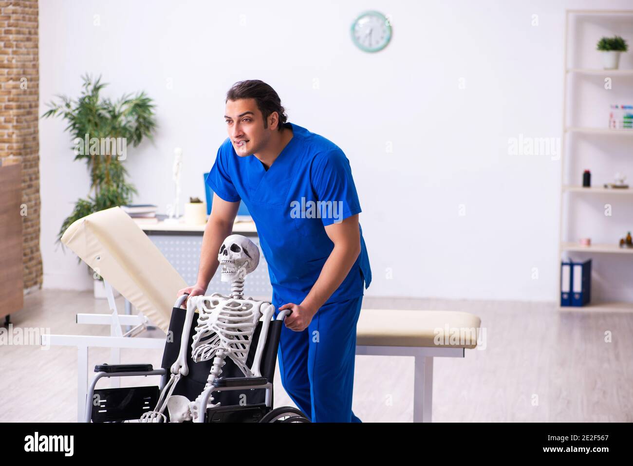 Skeleton in wheelchair hi-res stock photography and images - Alamy