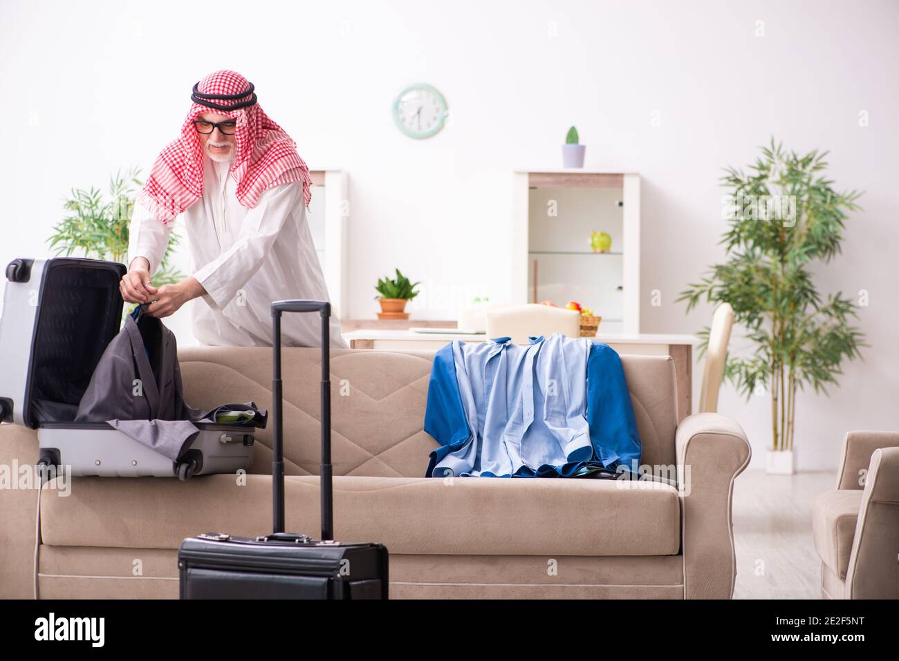 Arab house packing hi-res stock photography and images - Alamy