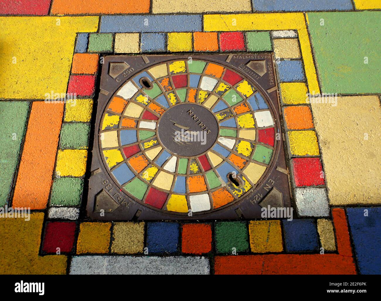 Utility hole hi-res stock photography and images - Alamy