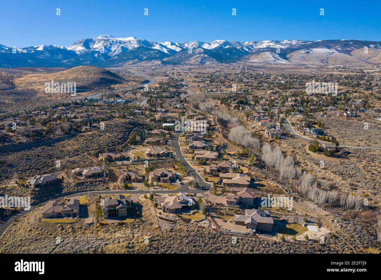 Suburban tract housing development hi-res stock photography and images ...