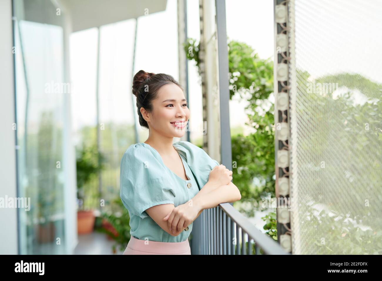 Balcony relaxation hi-res stock photography and images - Alamy