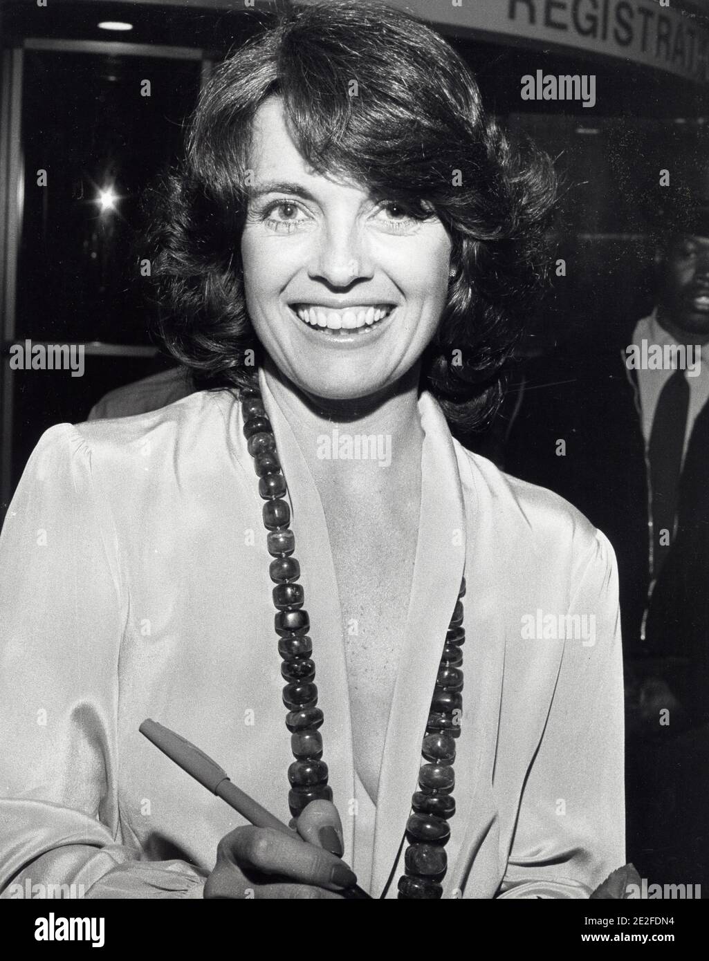 Linda gray hi-res stock photography and images - Alamy