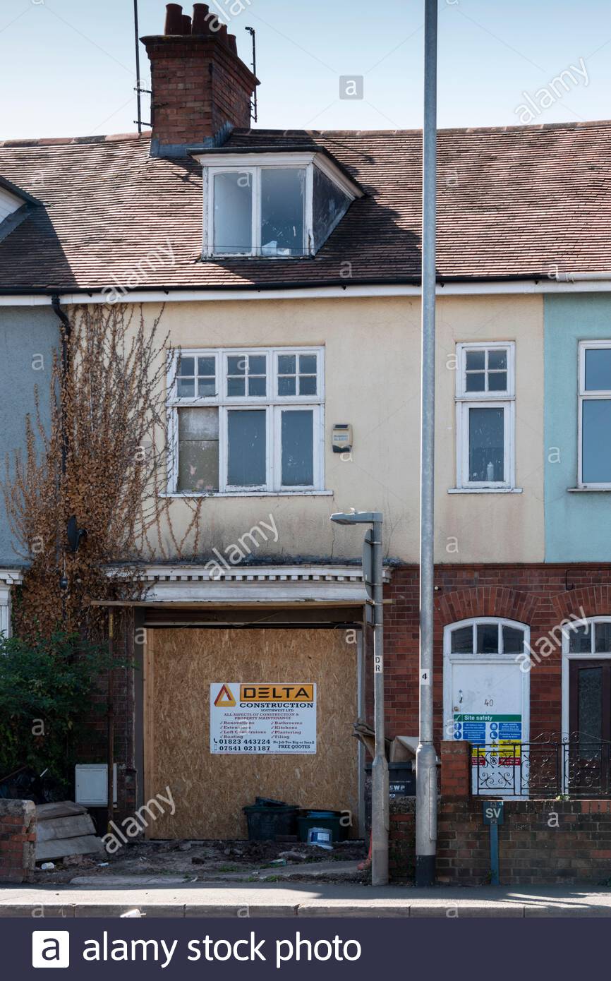 Empty House Building Site, Uk High Resolution Stock Photography and ...