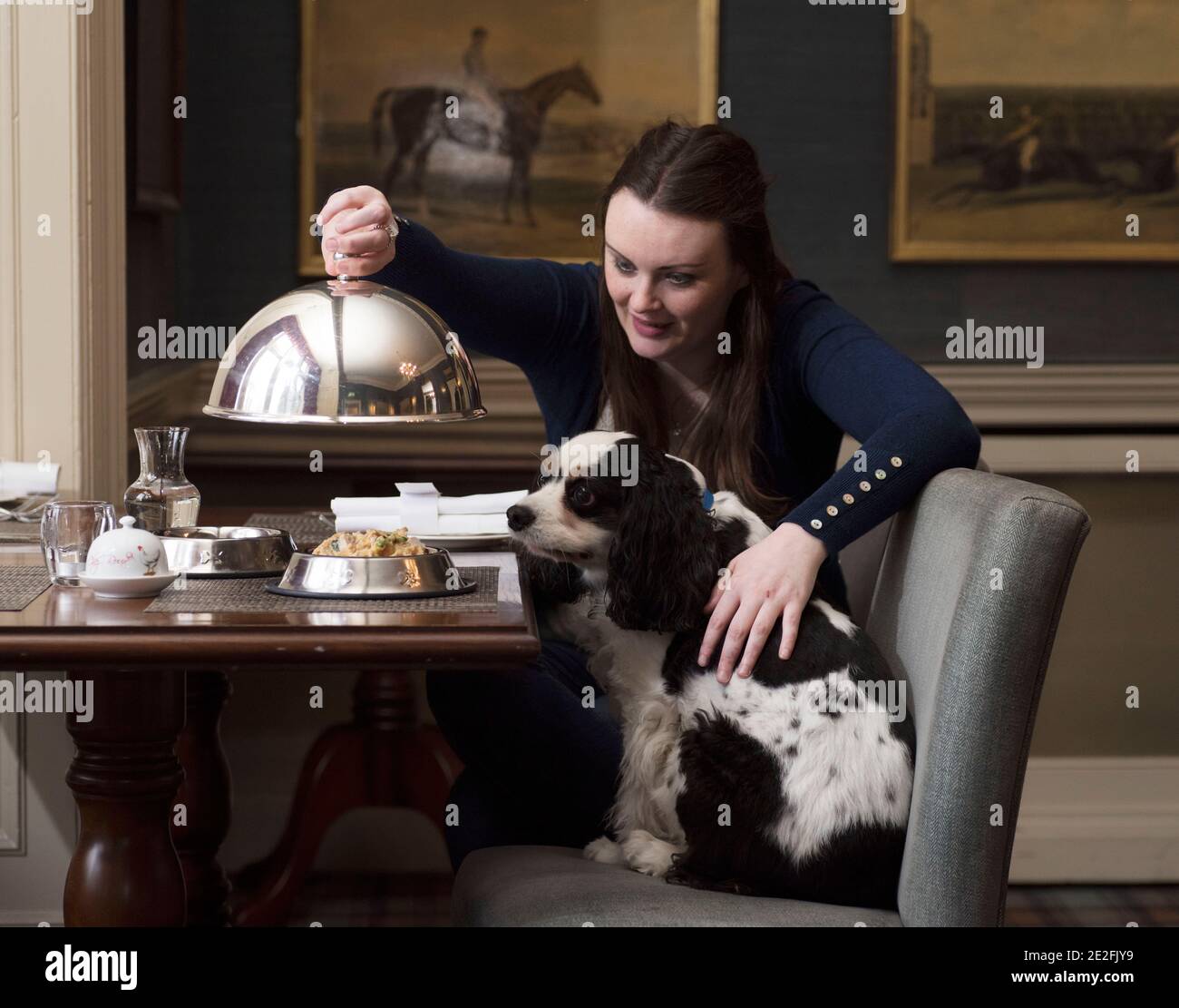 Black waitress fine dining hi-res stock photography and images - Alamy