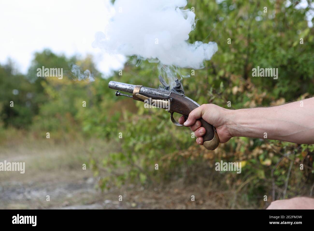 Duel with pistols of the 19th century Stock Photo - Alamy