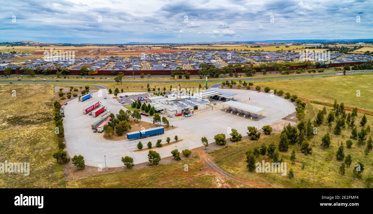 Freeway service station hi-res stock photography and images - Alamy