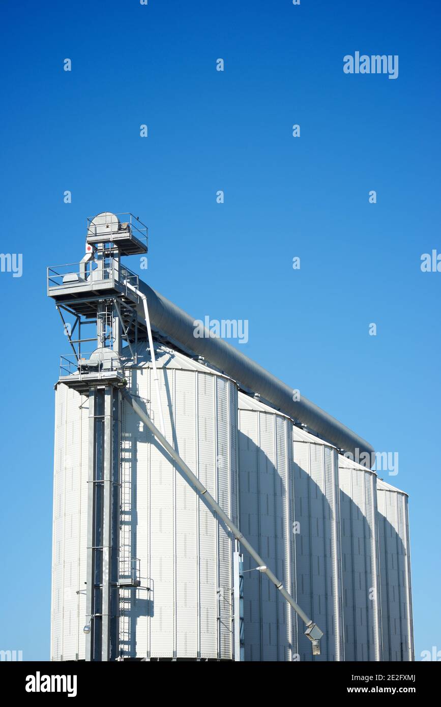 Seed tanks hi-res stock photography and images - Alamy