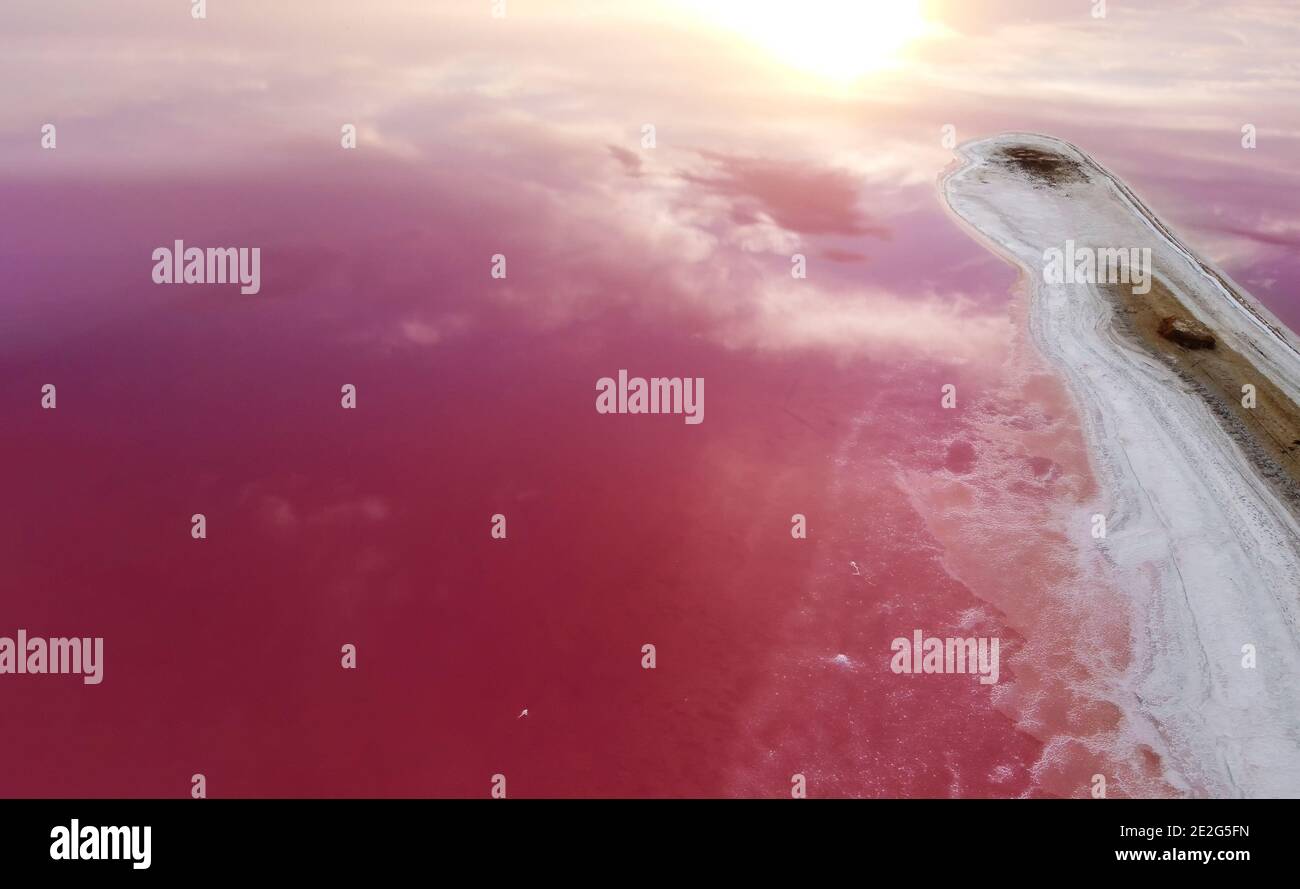 Rising sun pattern hi-res stock photography and images - Alamy
